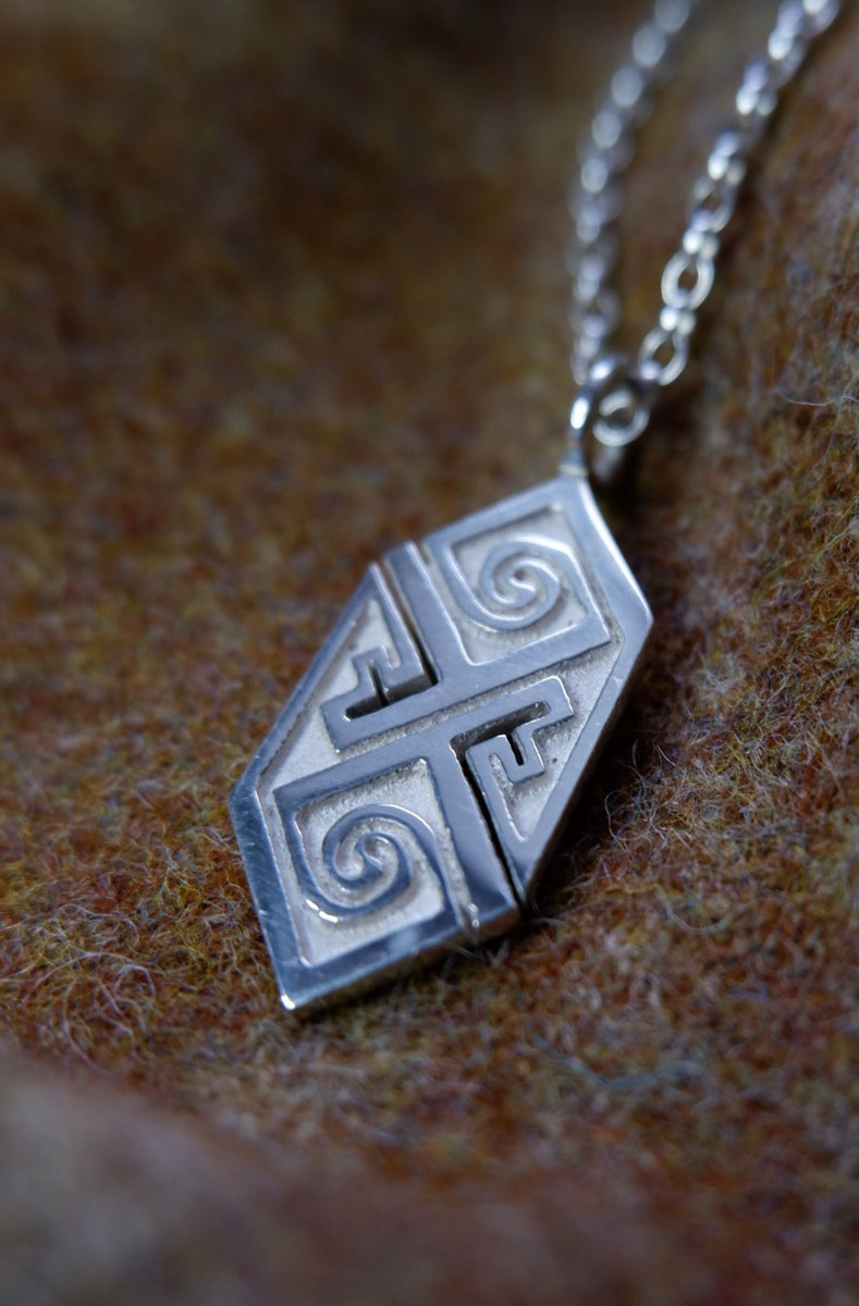 Pictish Key Pattern Pendant – Caledonian Forge