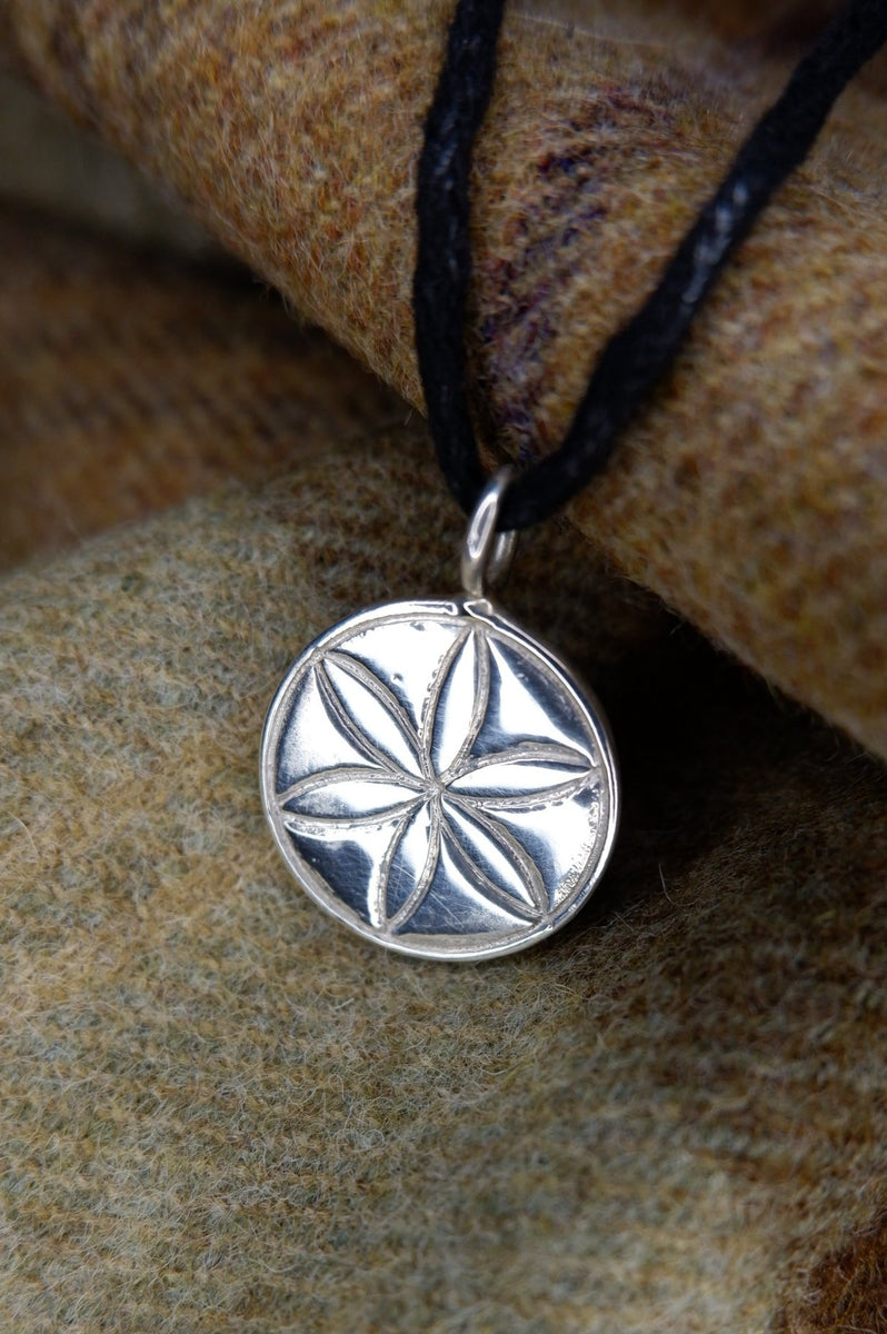 Witch Mark/Daisy Wheel Pendant – Caledonian Forge