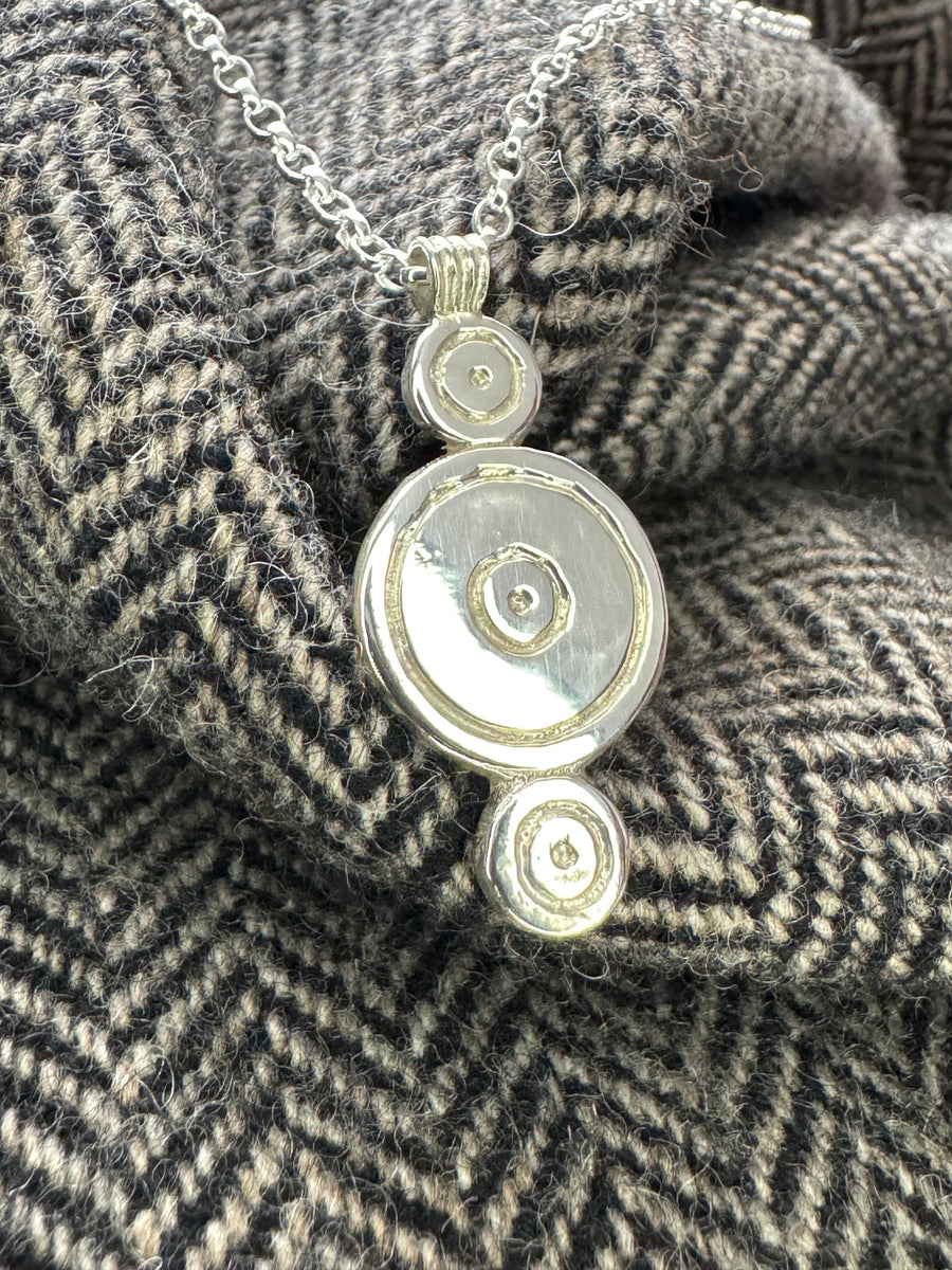 Pictish Cauldron Pendant from Cairnton – Caledonian Forge